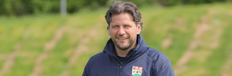 CONNOR SMITH SIGNS NEW DEAL - Barnet Football Club